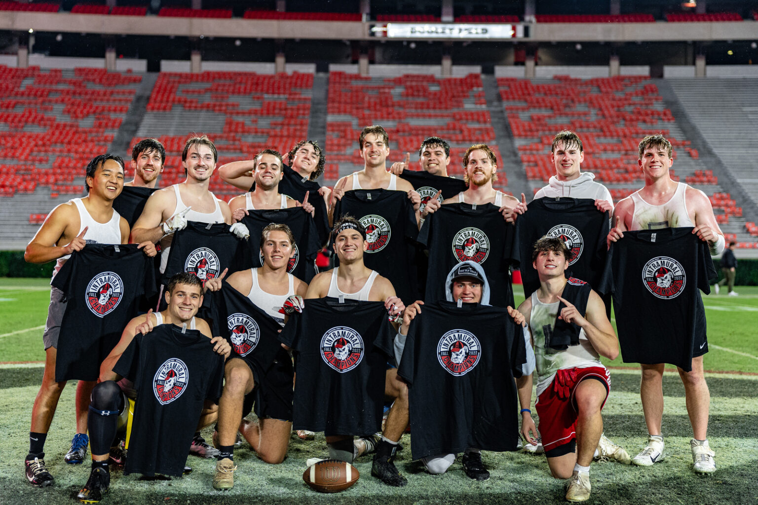 Flag Football - Men's Competitive Champs : Team Reeves - Recreational ...